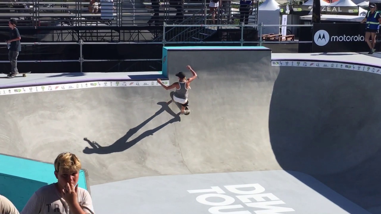 Jordan Barratt Dew Tour Long Beach 2017 Bowl Qualifiers - YouTube