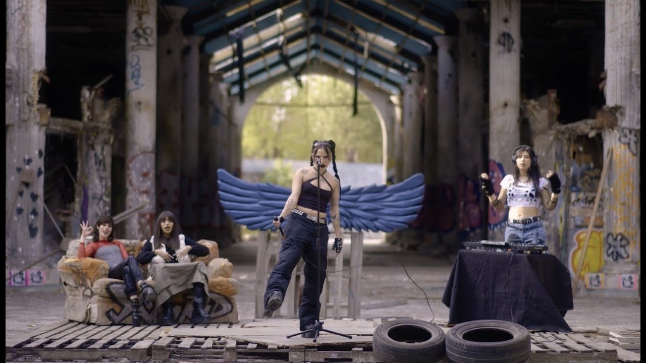 RAYBEN CAP 3: NIÑAS - EMJAY, FLVCKKA, MATHILDE SOBRINO. - YouTube