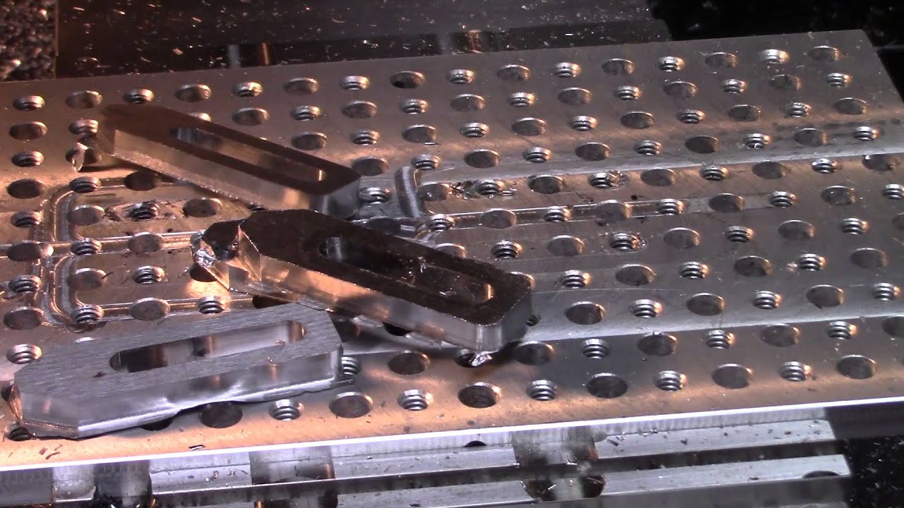 Clamps for the Mini Pallet - YouTube