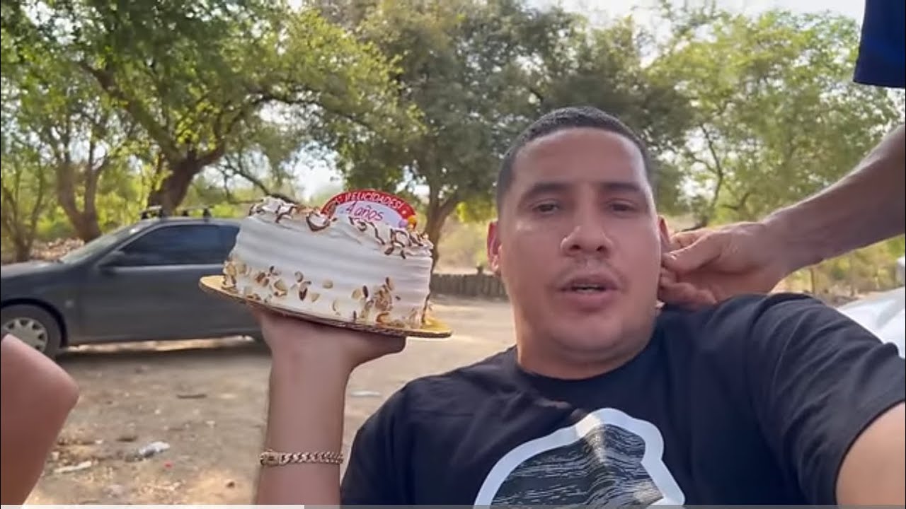 ASI ME FESTEJE MI CUARTO AÑO LIMPIO EN JESUS MARIA(CONEJO TOYS) - YouTube