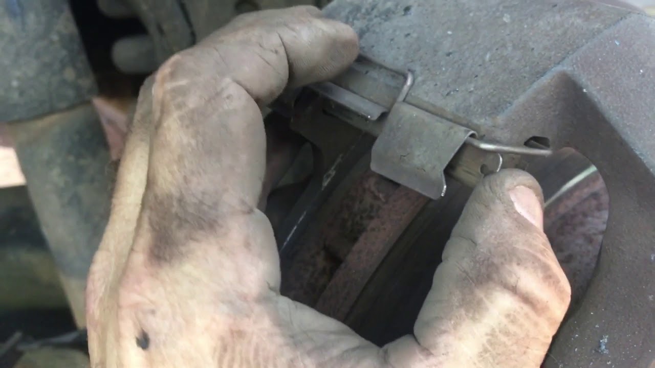 2001 Dodge Ram 2500 Brake Pad Replacement - YouTube