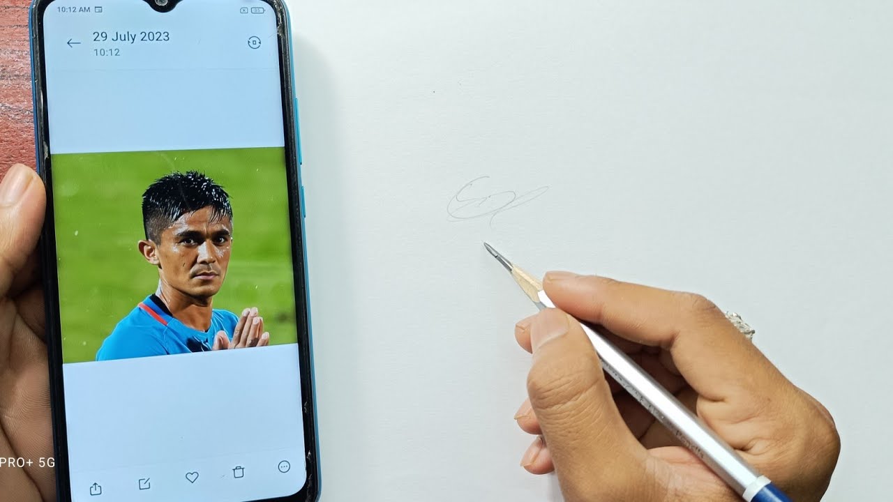 Sunil chhetri outline drawing tutorial/Sunil chhetri drawing - YouTube