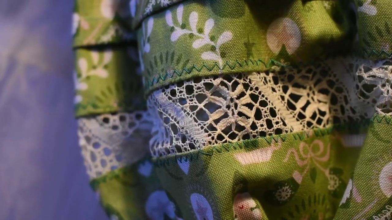 A Very Quick Insertion Lace How To - YouTube