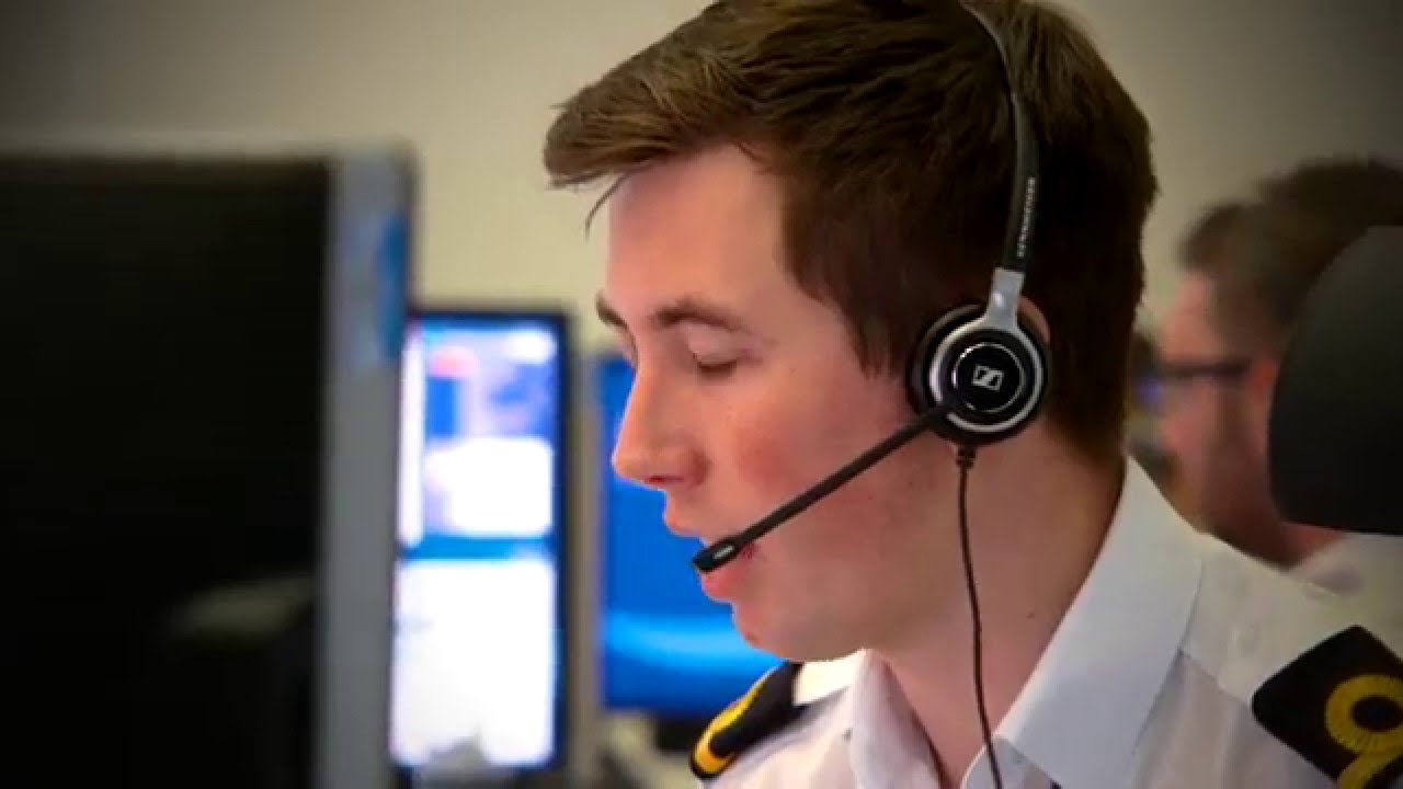 Someone in difficulty in the water? Call 999 Coastguard - YouTube