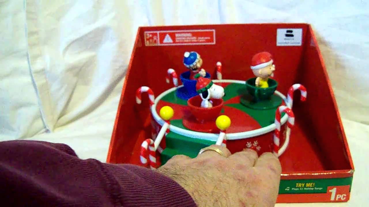 Peanuts Spinning Teacup Carousel - YouTube