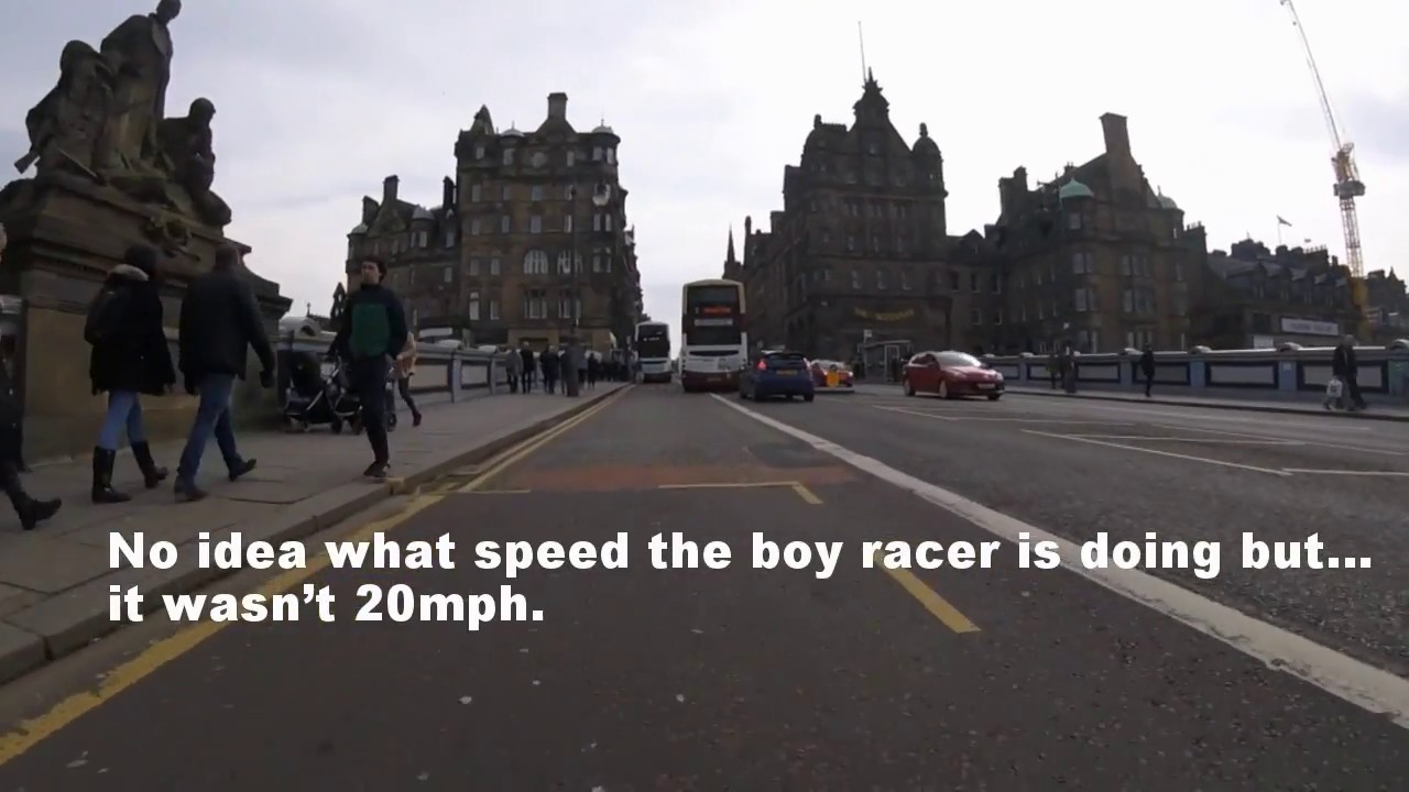 Boy racer on North Bridge Ford Fiesta HV66 OAN - YouTube