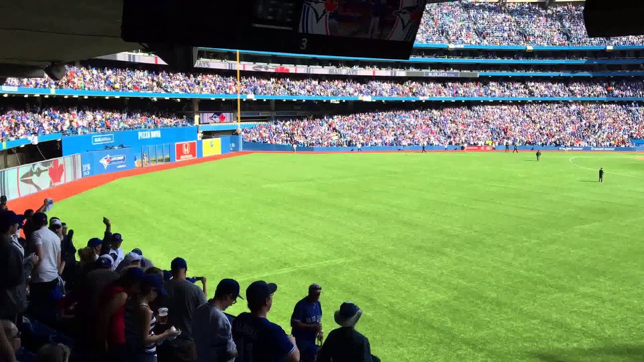 Ok Blue Jays - Blue Jays 7th Inning Stretch - Rogers Centre - Toronto ...