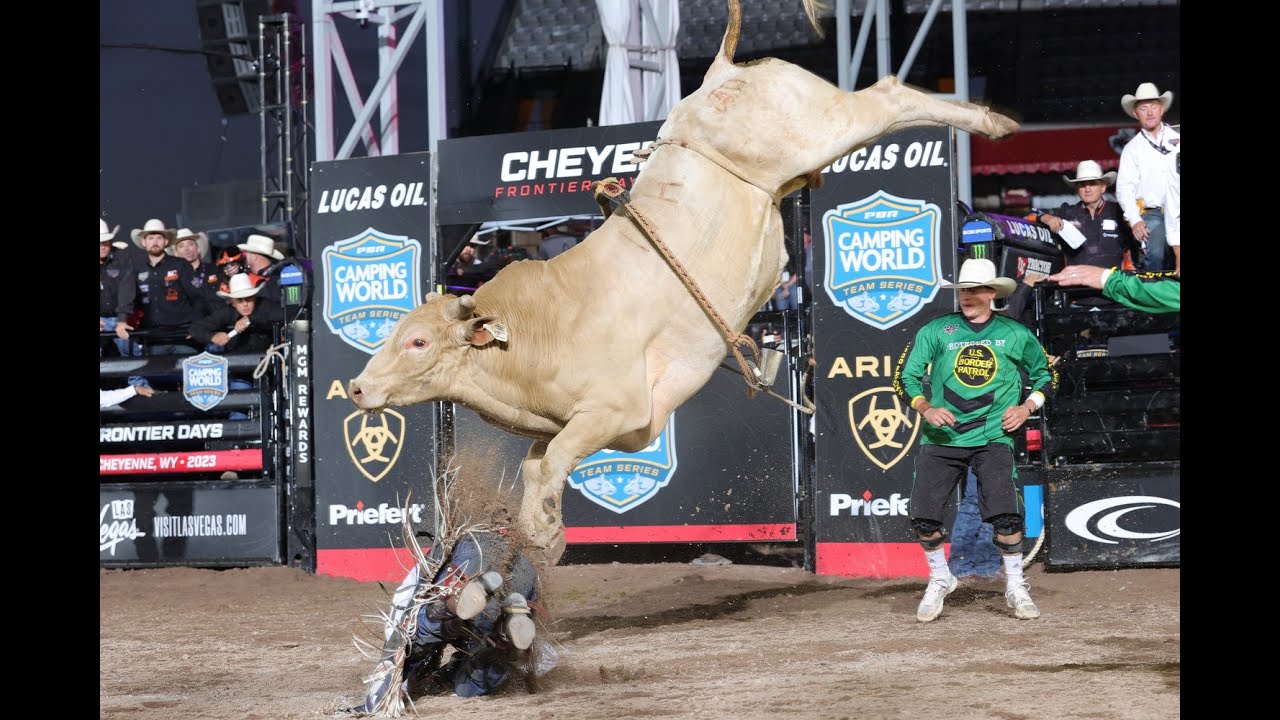 WRECK: Man Eater shows off BULL POWER as he bucks off Briggs Madsen ...