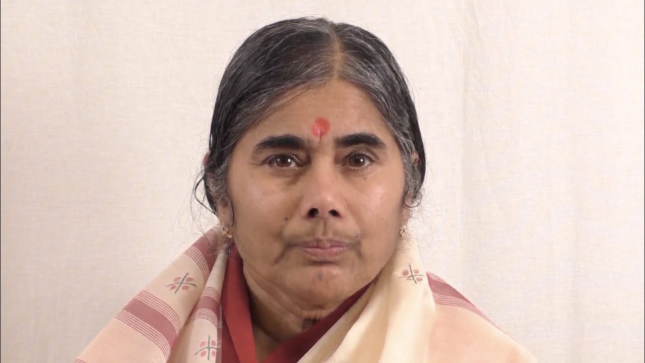 15. Jun 2021 Mother Meera Meditation Wherever You Are ! - YouTube