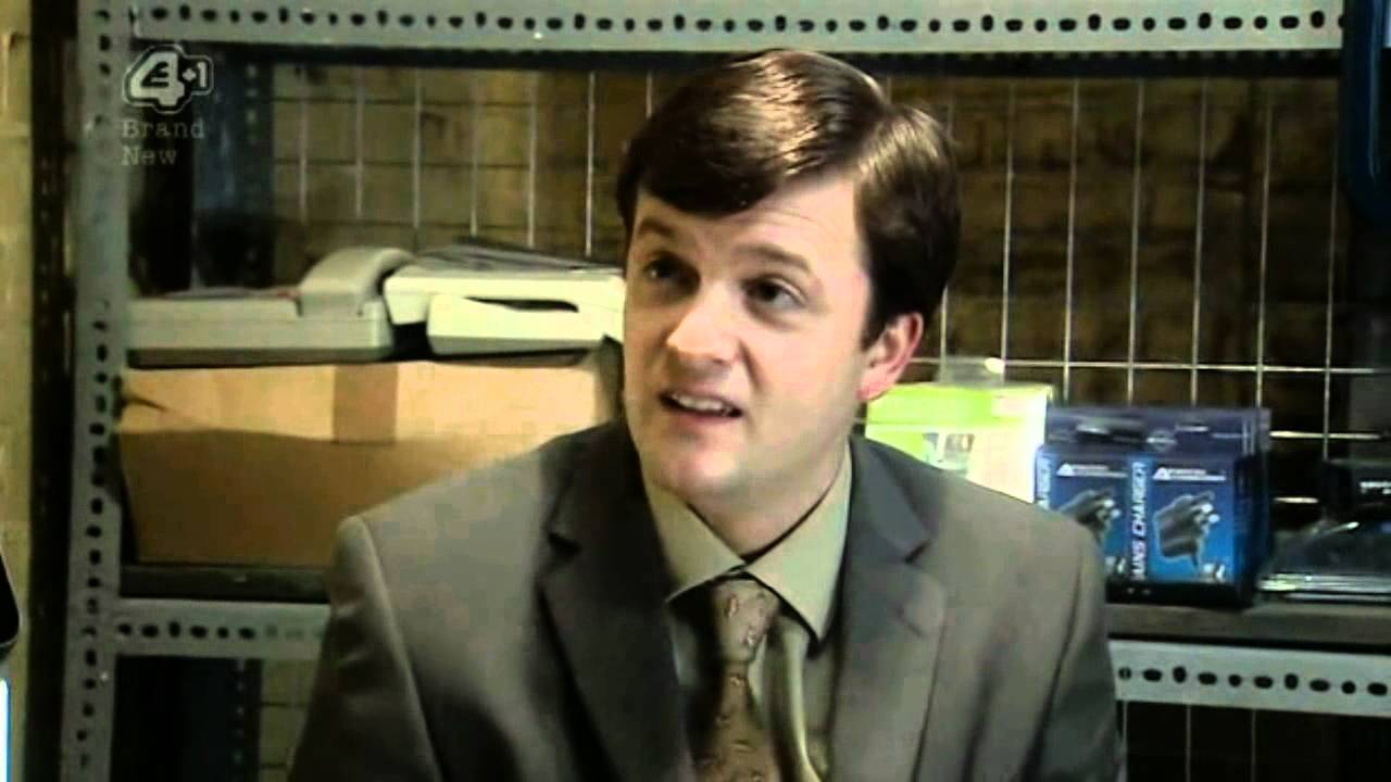 Phoneshop - Ashley and Jerwayne advise Christopher - YouTube