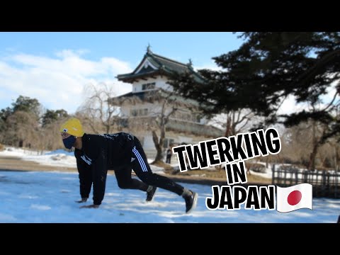 TWERKING IN JAPAN!
