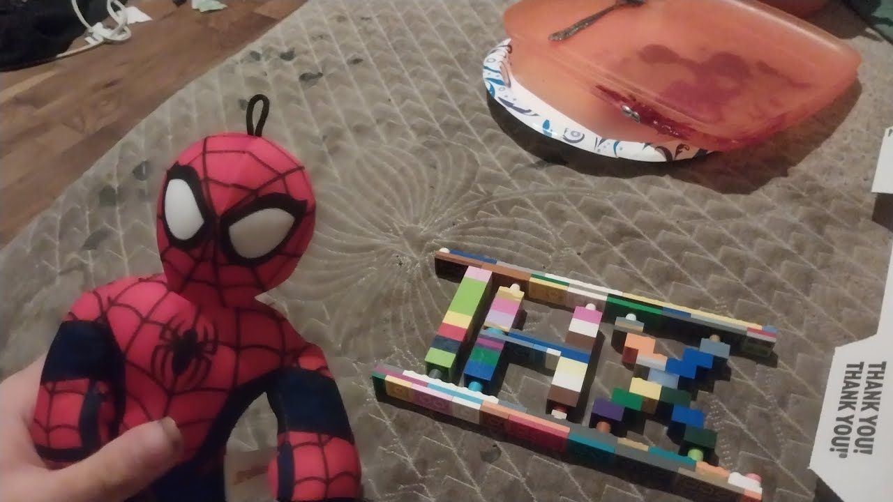 Ducky watches the THX logo! - YouTube