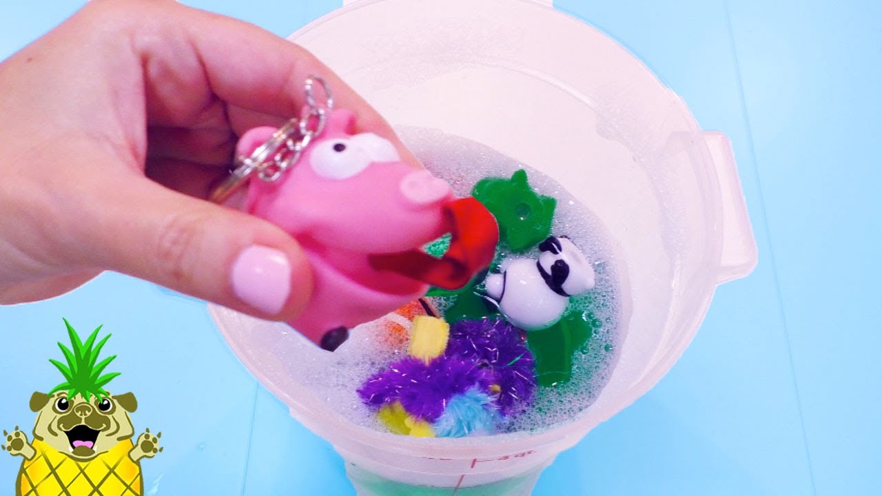 Learn Animals in Green Water Bucket with Puggy Pineapple - YouTube