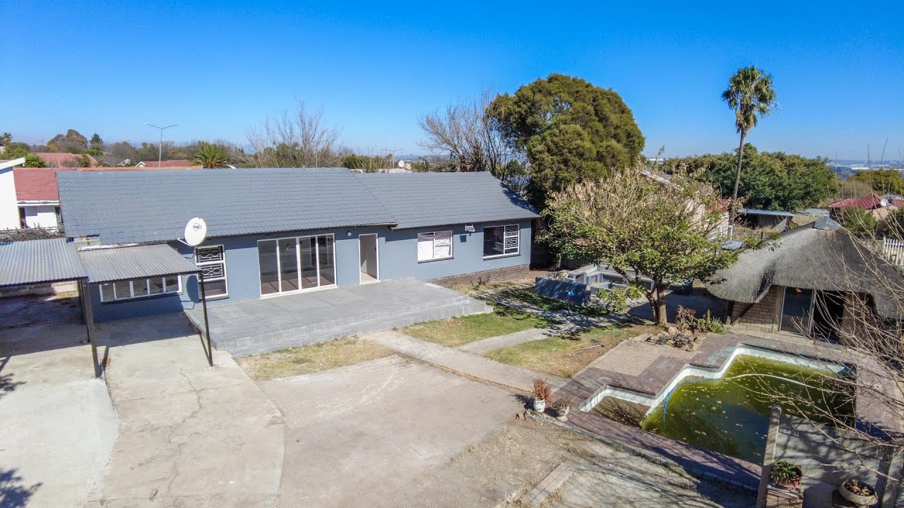 3 bedroom House for For Sale | Esther Park - YouTube