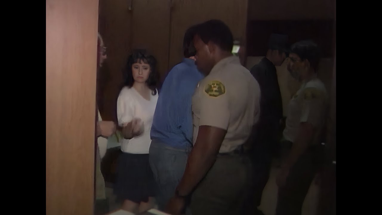Doreen Lioy came to Richard Ramirez for trial - YouTube