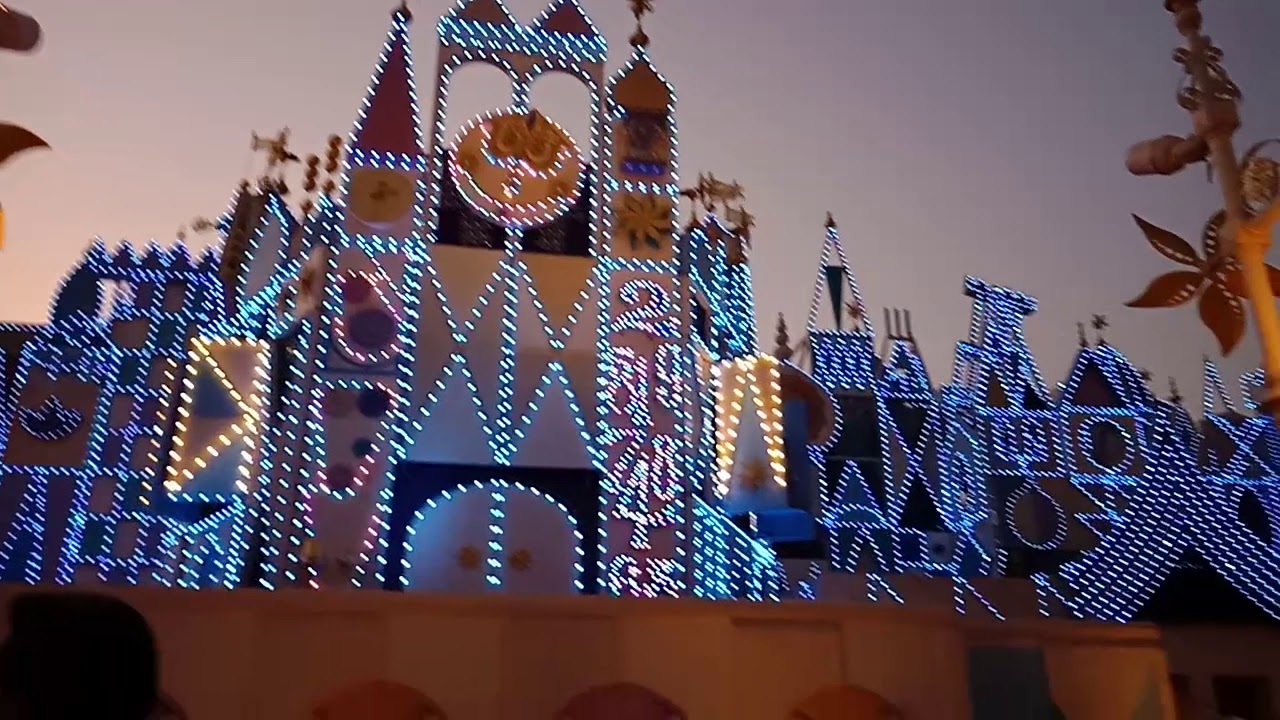 "It's a small world " castle at night - YouTube