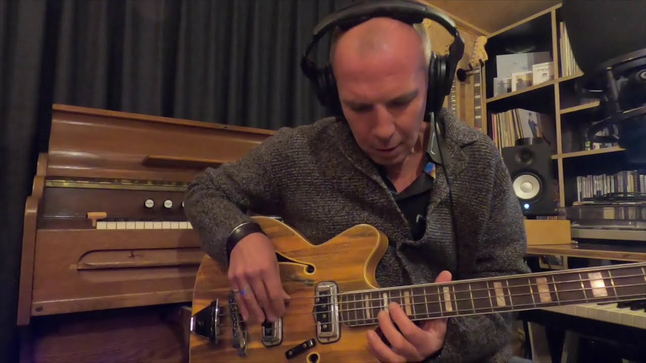 Bassed in Belgium: Bert Embrechts - YouTube