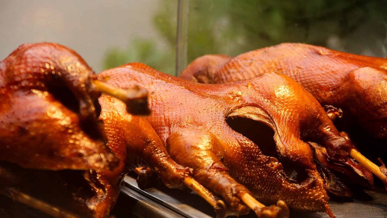 Delicious HAKKA Braised Goose, HANDMADE Candy, Soup BUN in Luodai ...