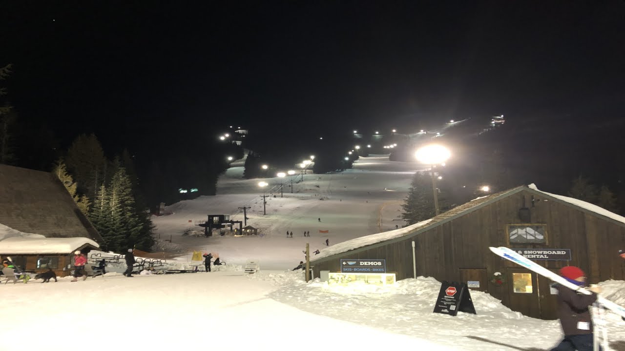 Night Skiing At Mt. Hood Skibowl - YouTube