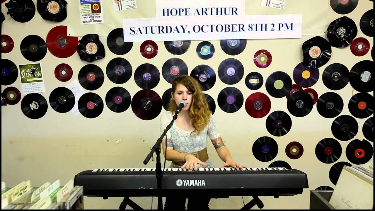 2011 HOPE ARTHUR @ WOODEN NICKEL MUSIC - YouTube