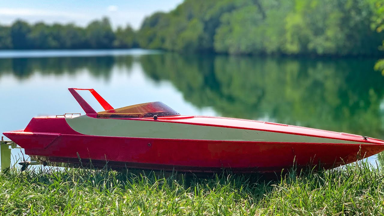 VINTAGE RC SPEED BOAT in 2023 🚤 incredible VIEWS w/ onboard camera ...