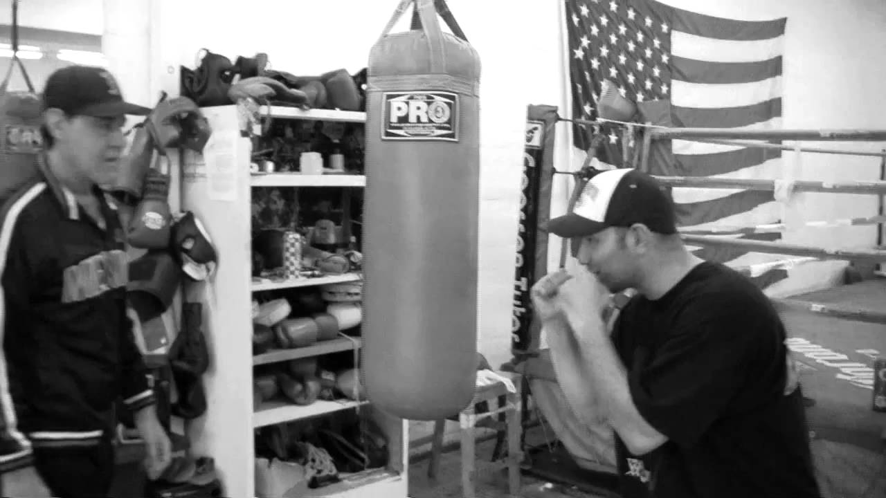 Boxing Trainer Joe Goossen Has A Trick Punch - YouTube