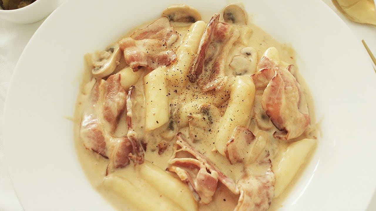 Carbonara Cream Tteokbokki 까르보나라 크림 떡볶이 만들기 辣炒年糕 トッポッキ - YouTube