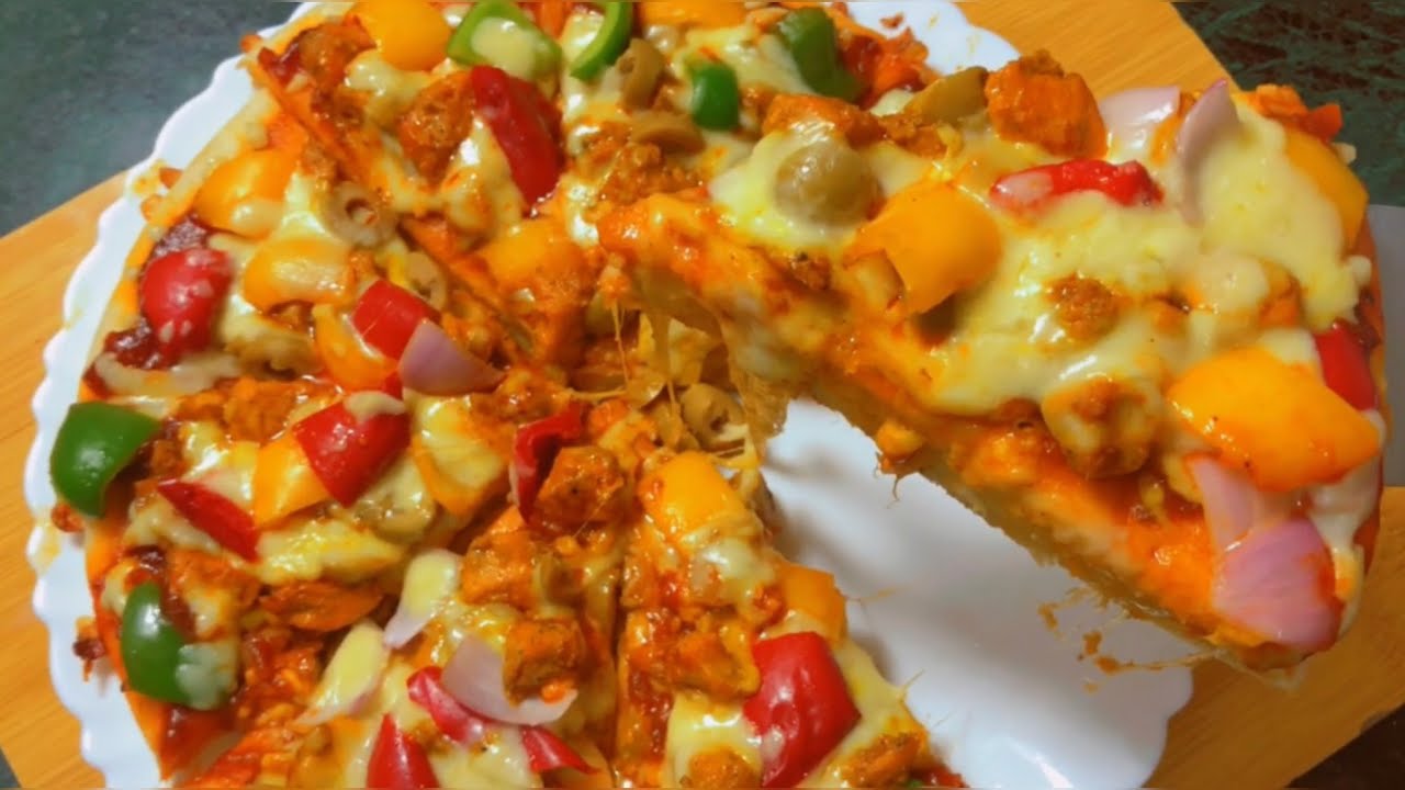 Chicken Pizza Recipe | Non-Veg Pizza | Cheesy Chicken Pizza Recipe ...