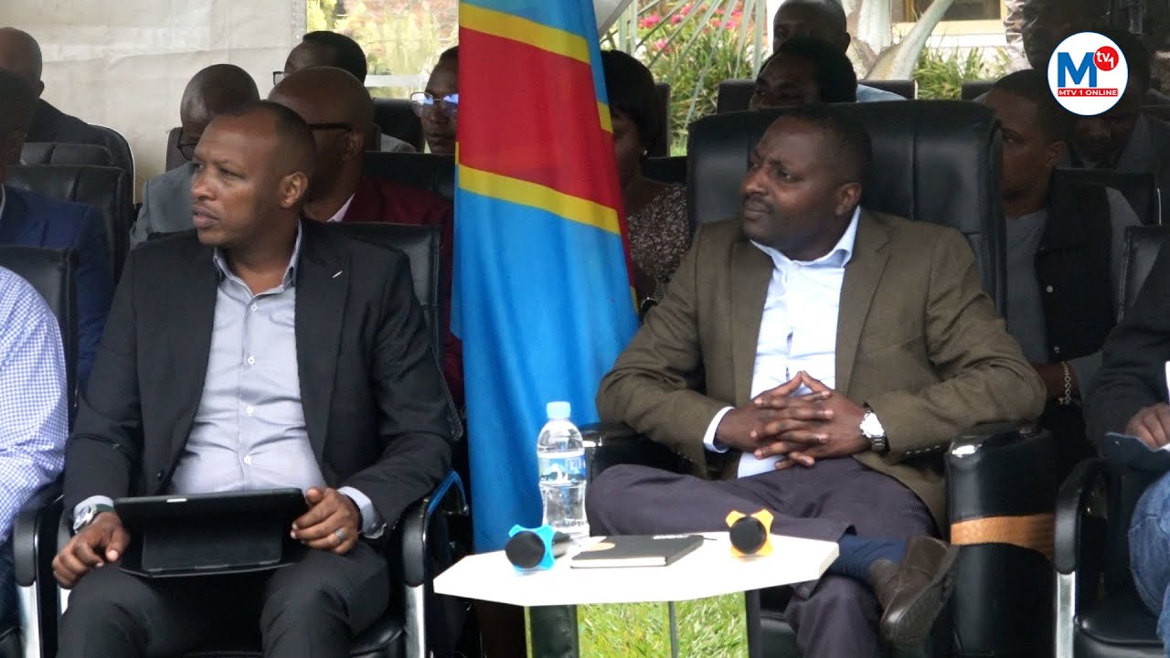 ERASTO MUSANGA BAHATI GAVANA WAA KIVU KASKAZINI NA WANANCHI - YouTube