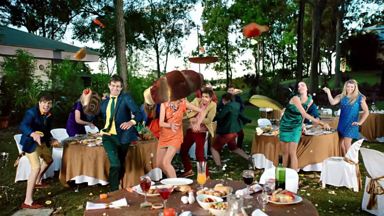 Delicious Food Fight 3D HD - YouTube
