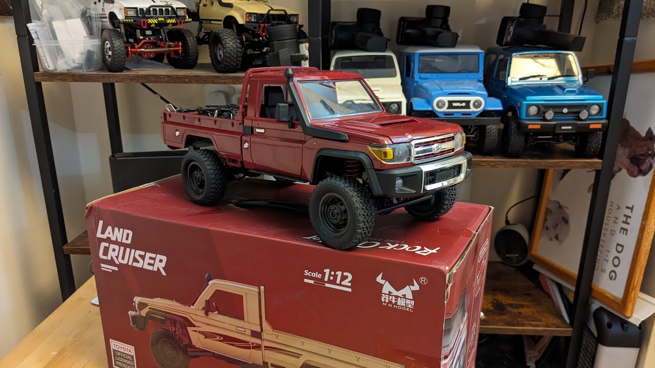 MN82 Unboxing ! this thing is awesome.!! - YouTube