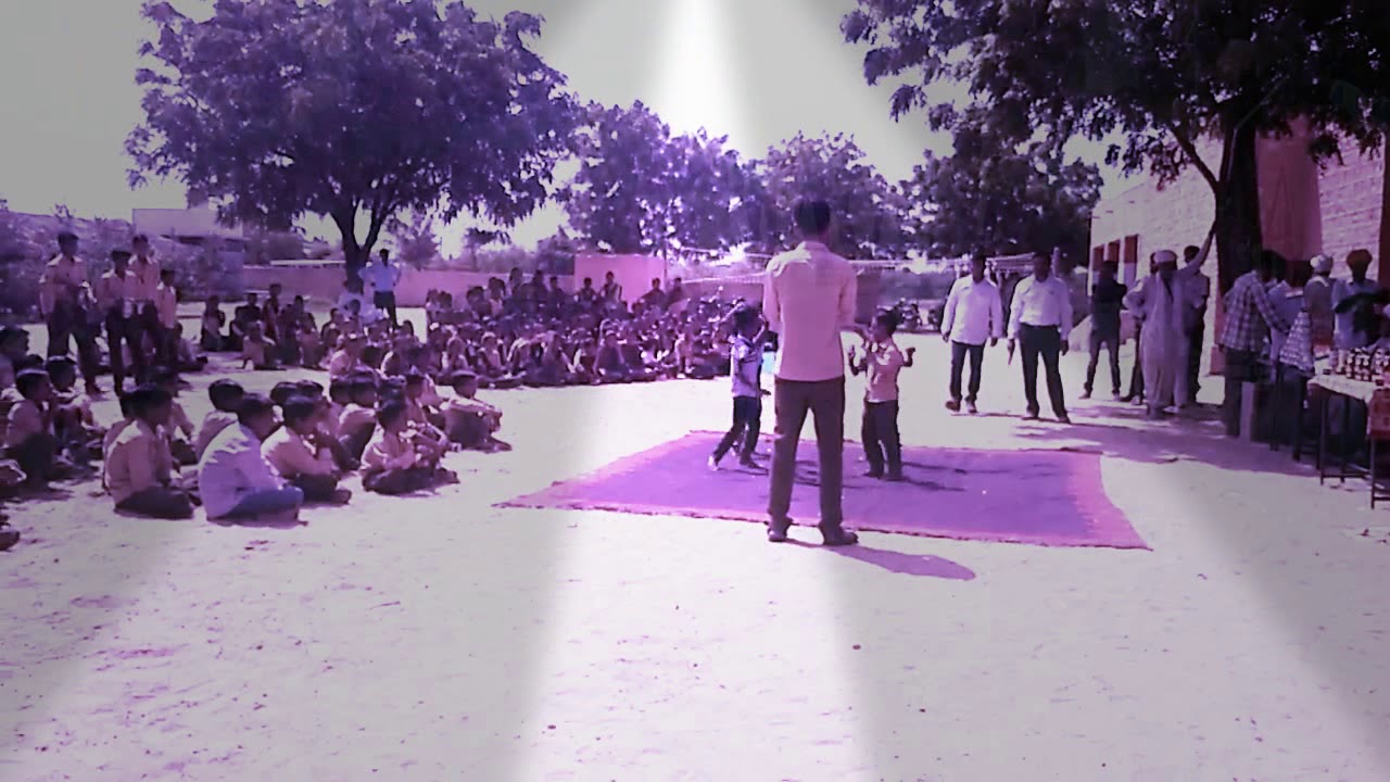 School bache - YouTube