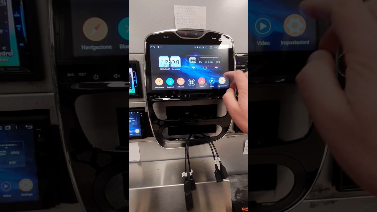 Renault Clio car tablet caratteristiche www.audioelite.it sezione car ...