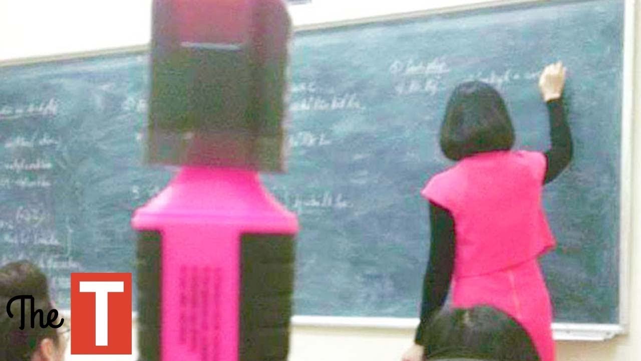 10 People Who Look Like Random Things