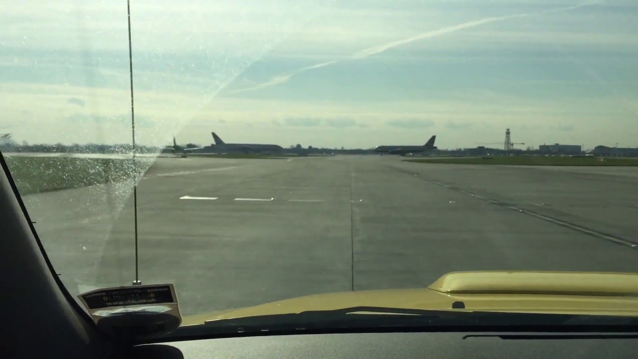 Heathrow Airside: Airfield Ops, Feb 2016 - YouTube