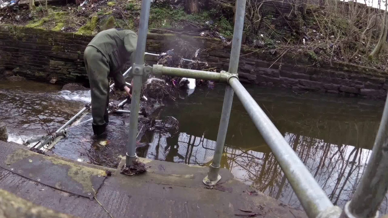 Unblocking Culvert - Time lapse - UK Rivers - YouTube