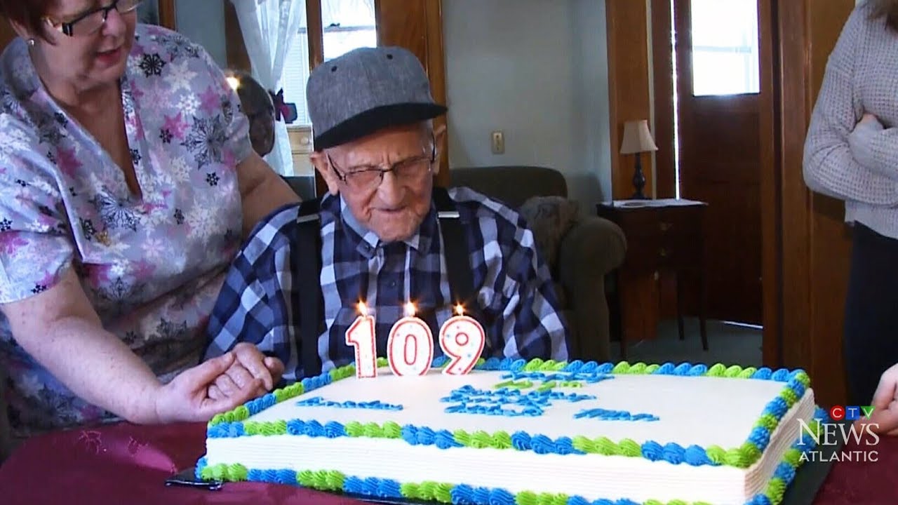 Canada's oldest man still lives in a home he built himself in the 1930s ...