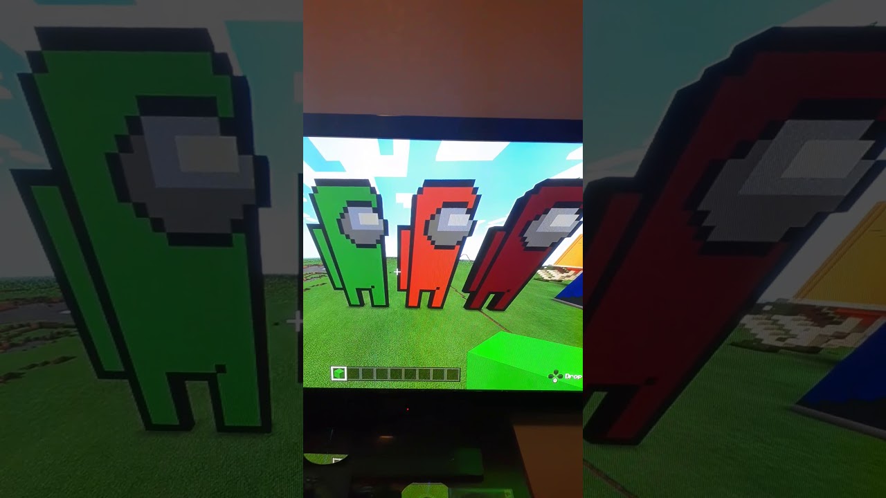 Giant among us statues in Minecraft - YouTube