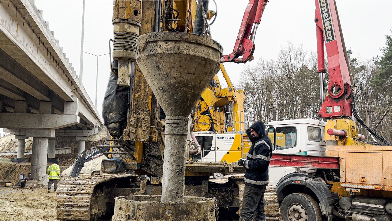 Giant Watering Can INCREDIBLE SIZE. Many tons of concrete. Construction ...