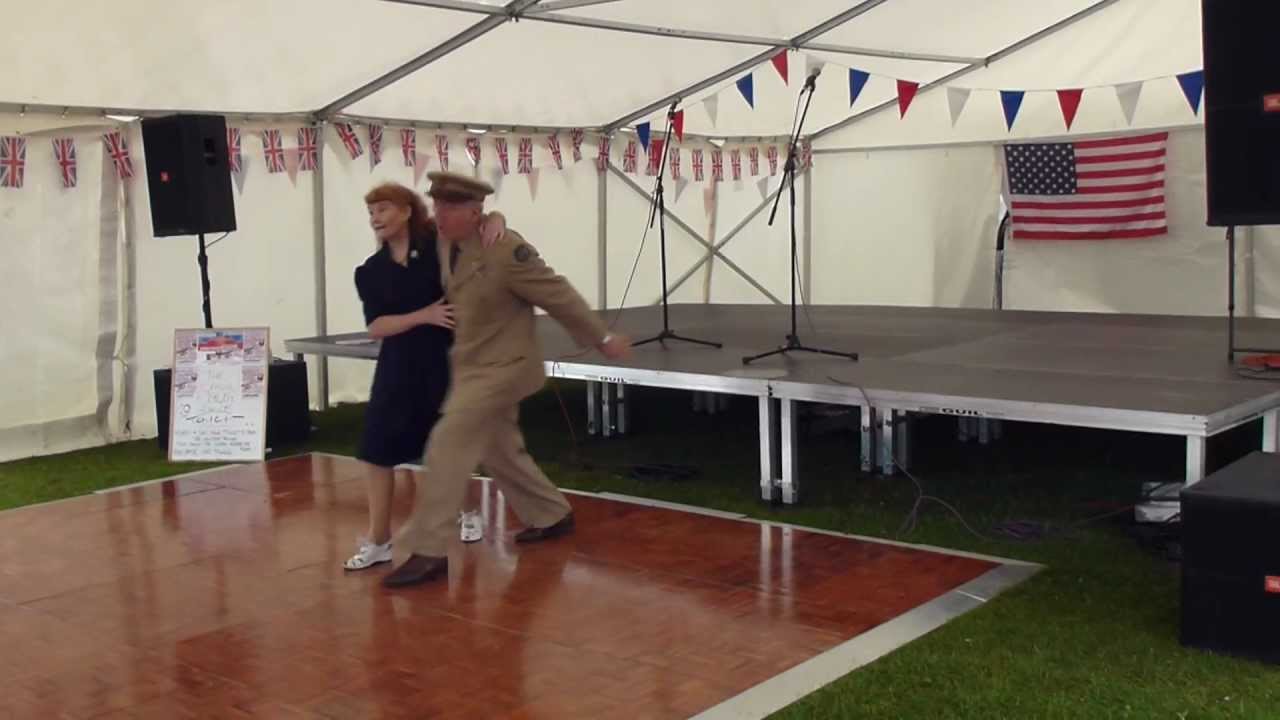 G.I jive 40s swing dancers - YouTube