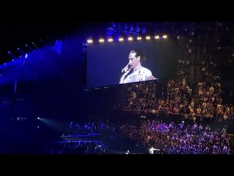 Backstreet Boys live Paris 08/10/22 - Drowning & Kevin/AJ moment