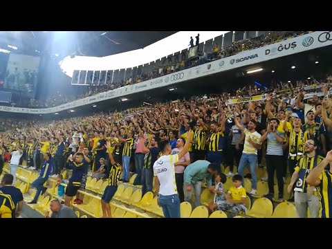 Kalpleri Fetheden Renkler YAŞA FENERBAHÇE -Bütün Stadyum