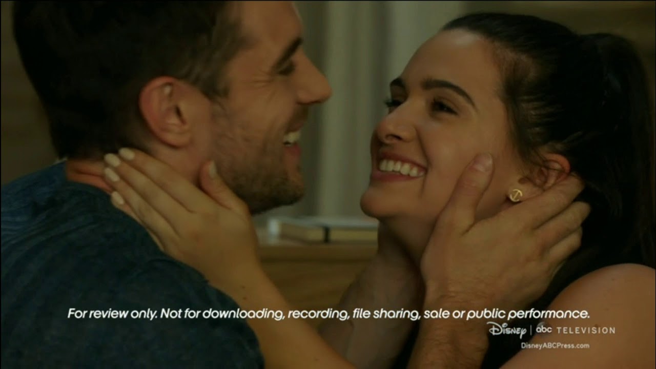 Jane Sloan & Pinstripe Guy ( Ryan) I All Of Me [+3x02] I The Bold Type ...