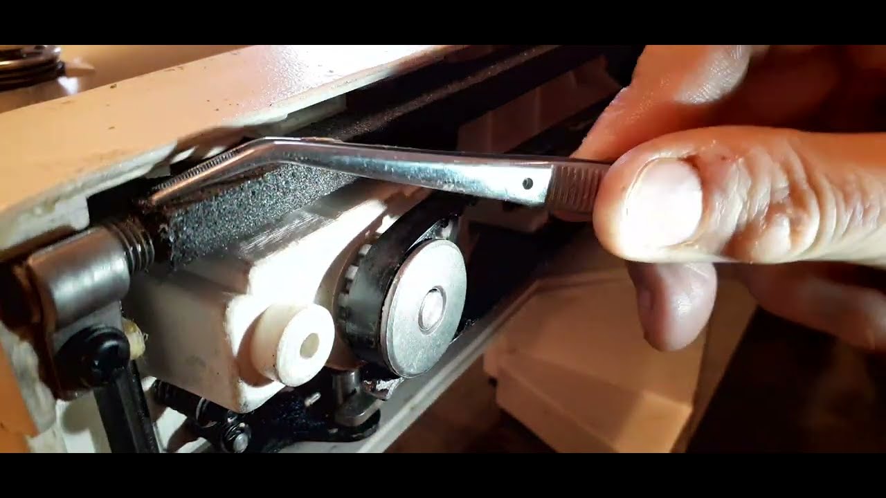 Singer 1852 Grease & Oiling Machine @JacquelineJaroffaith - YouTube