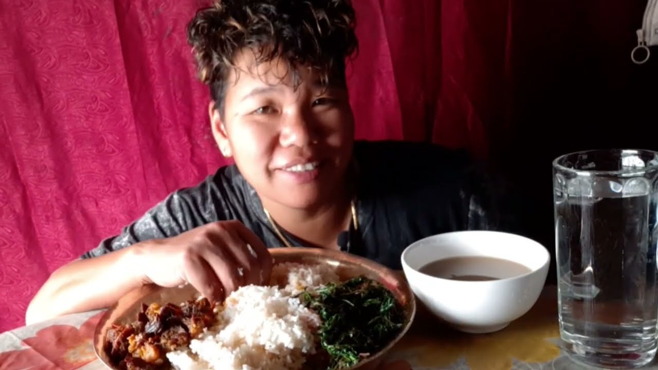 fresh sukuti, bethu ko saag gede daal wow || nepali mukbang 2022 - YouTube