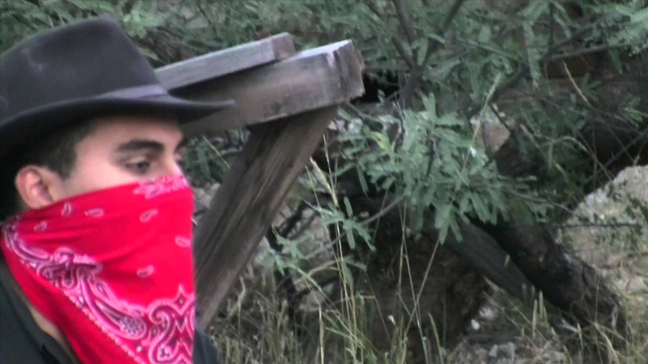 Genesis Raw behind the scenes - YouTube