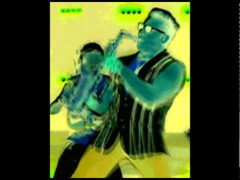 Scary Sax Guy G-Major - YouTube