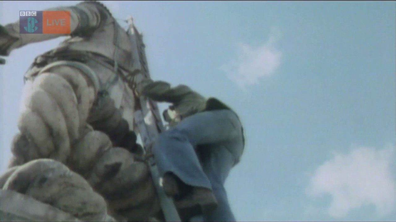 Newsround: John Noakes dies - Whitney Henry reports - YouTube