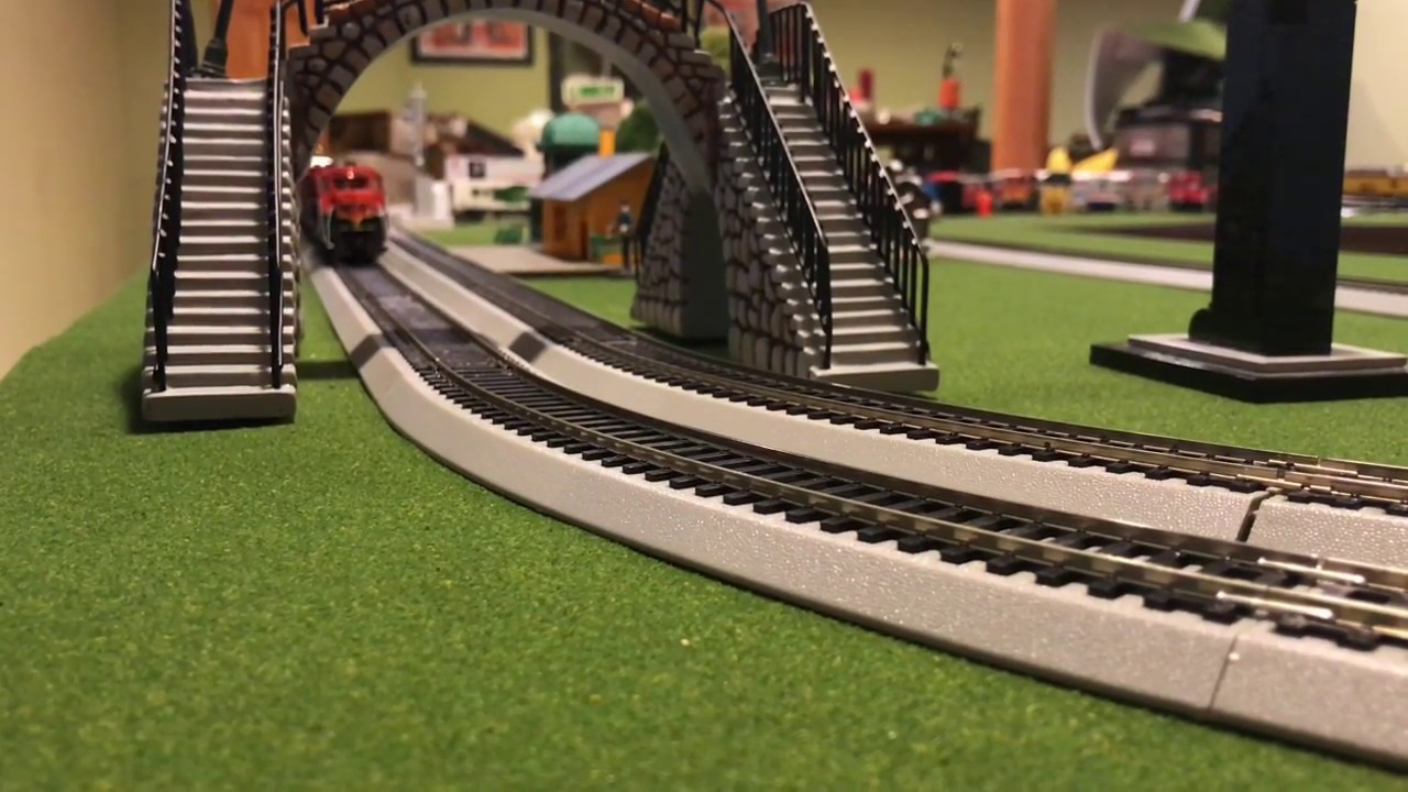 Model Train Monday: Standard Cabs - YouTube