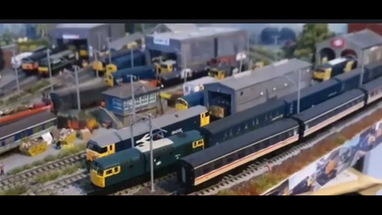 Amazing OO gauge model train Layout with BR class 20 diesel ‘chopper ...